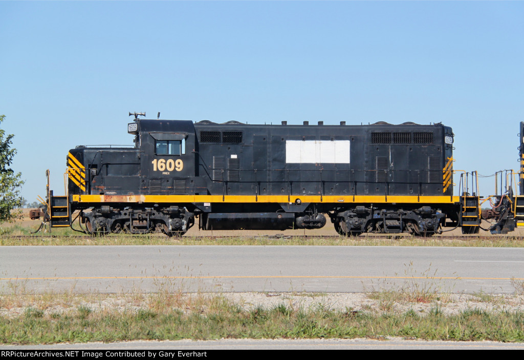 PREX 1609 - Pioneer Rail Equipment